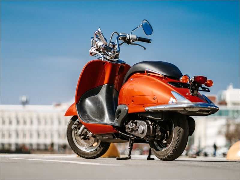 Scooter Vs Moped Whats The Difference The Bike Insurer